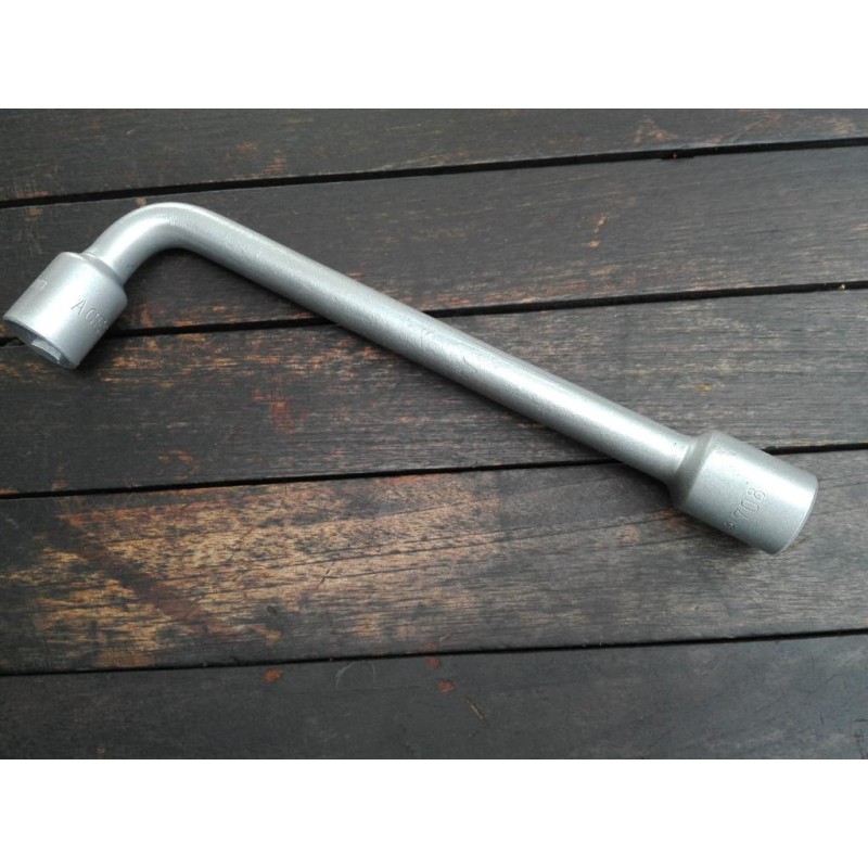 16 mm ACESA Llave pipa 708