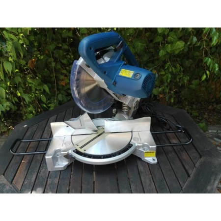 POWERPLUS Ingletadora 1600 w POW8115